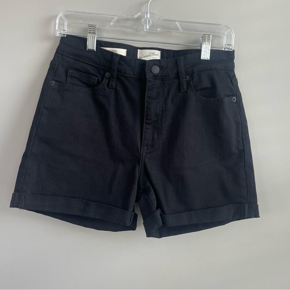Universal Thread | Shorts | Universal Thread Black High Rise Midi Jean ...